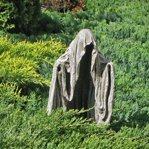 Garden Sculpture Ghost Outdoor Sculpture Phantom Statue Figure Garden ...