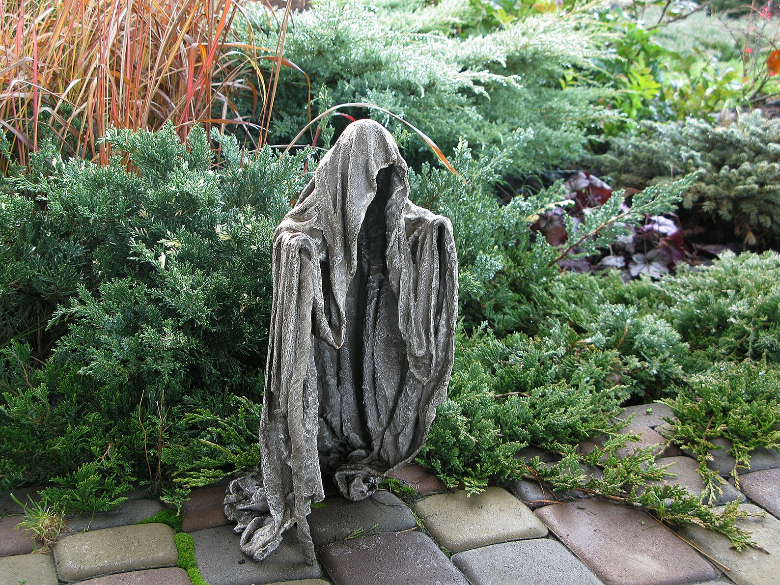 Garden Sculpture Ghost Outdoor Sculpture Phantom Statue Figure - Etsy