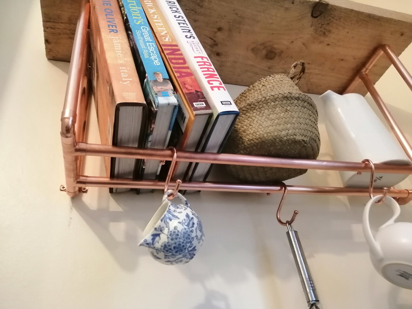 Double Copper Shelf Brackets With Bookends and Double Hanging - Etsy UK