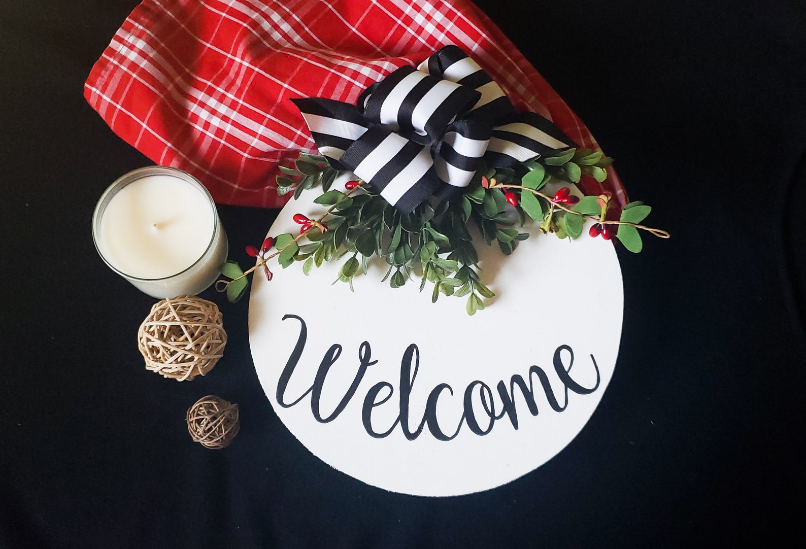 Black and White Welcome Sign//welcome Sign//circular Welcome | Etsy