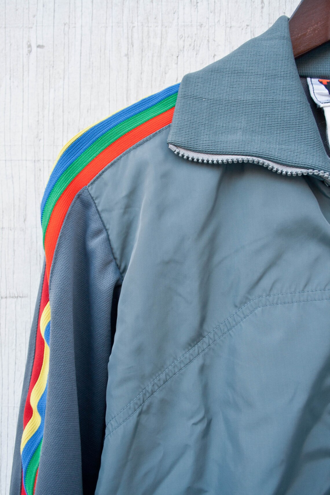 80s Topher Jacket Small Vtg Grey and Rainbow Zip up | Etsy