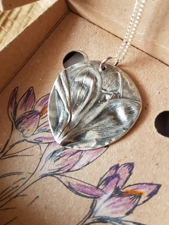Crocus Flower Silver Necklace Etsy Israel