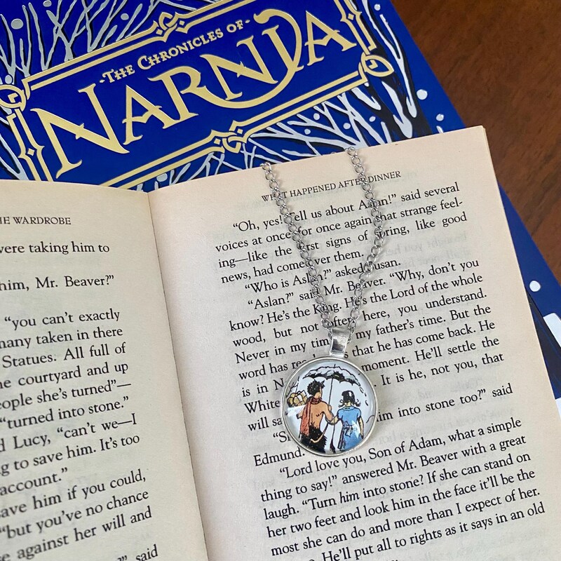 Book Page Necklace - Etsy