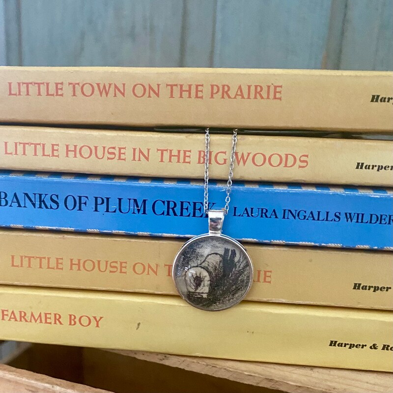 Book Page Necklace - Etsy