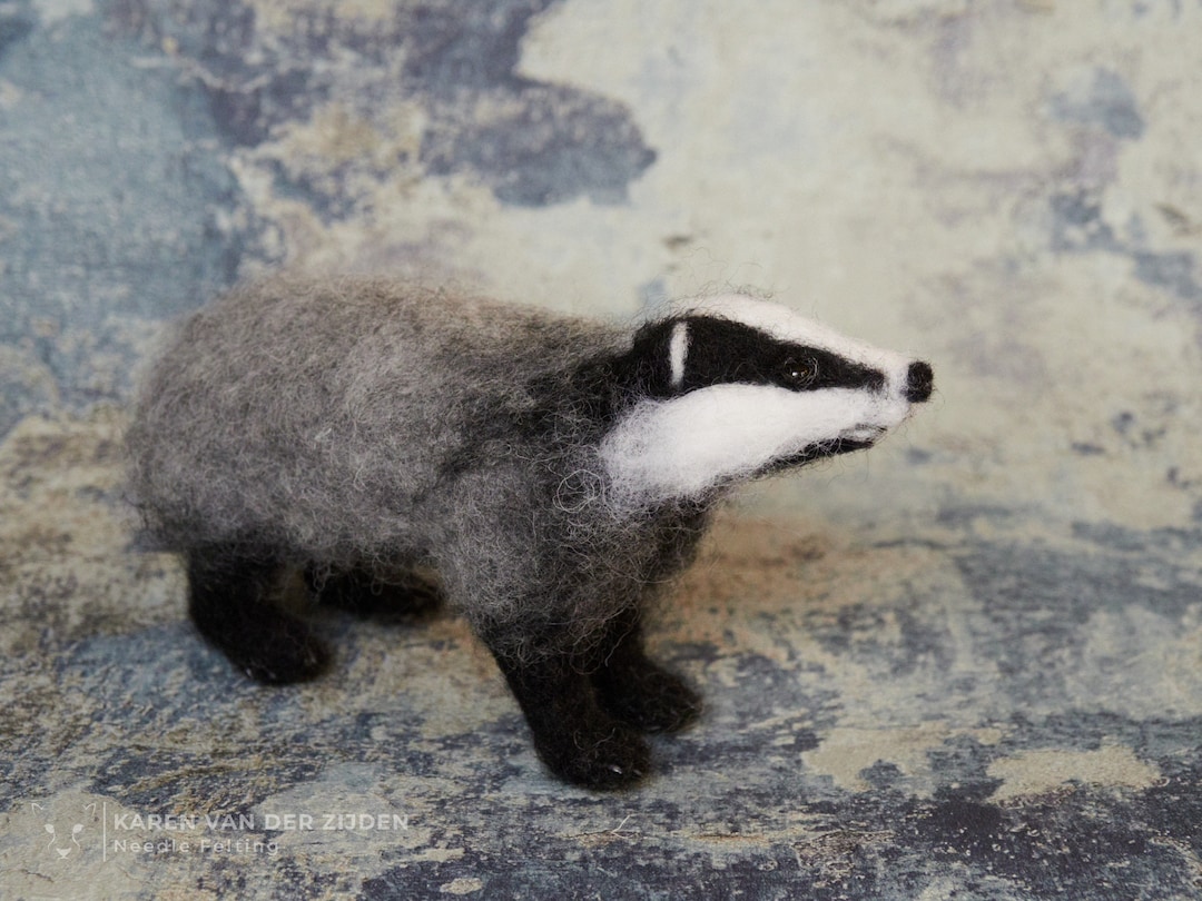 Needle Felted Badger, Felted Animal Figurine, Realistic Fibre Art Doll ...