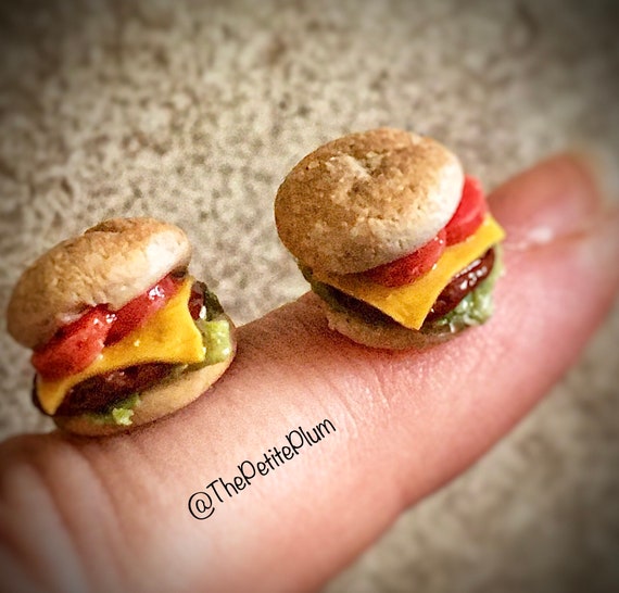 Miniature / Cheeseburger / Dollhouse/ Miniature Food/ - Etsy