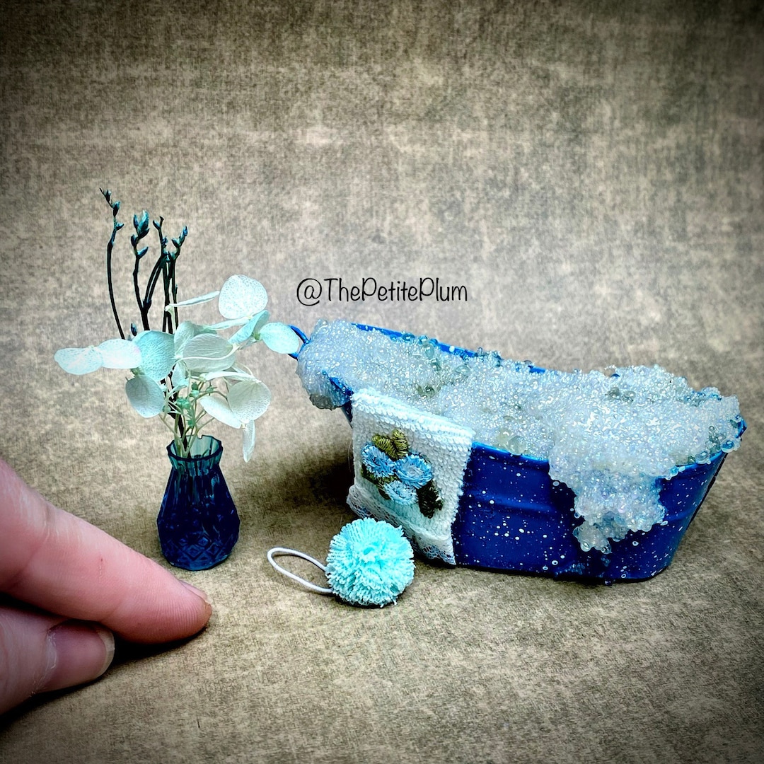 Miniature / Bath Set / Tub / Bathtub / Vase / Wash / Vanity / Dollhouse ...