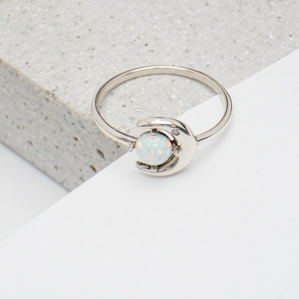Moon Ring - Etsy
