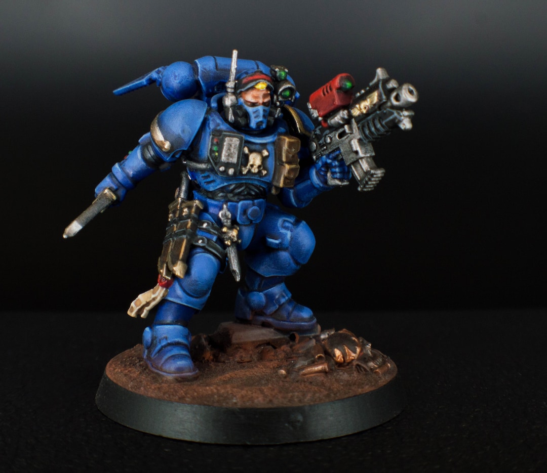 Primaris Lieutenant in Phobos Armor Painted Miniature Warhammer 40K - Etsy