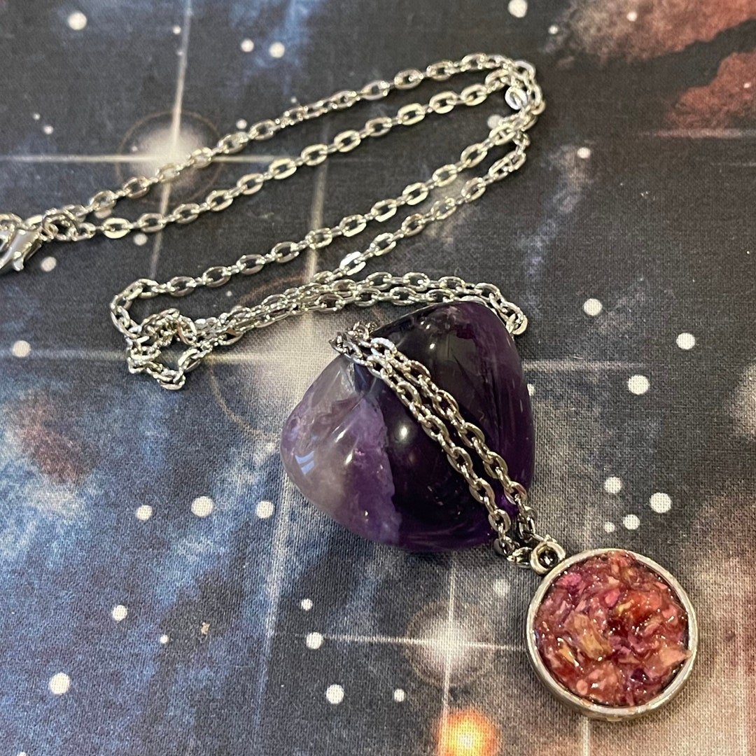 Fresh Roses Love Amulet - Romance, Crystals, Herbs, Love, Tarot, Chakra ...