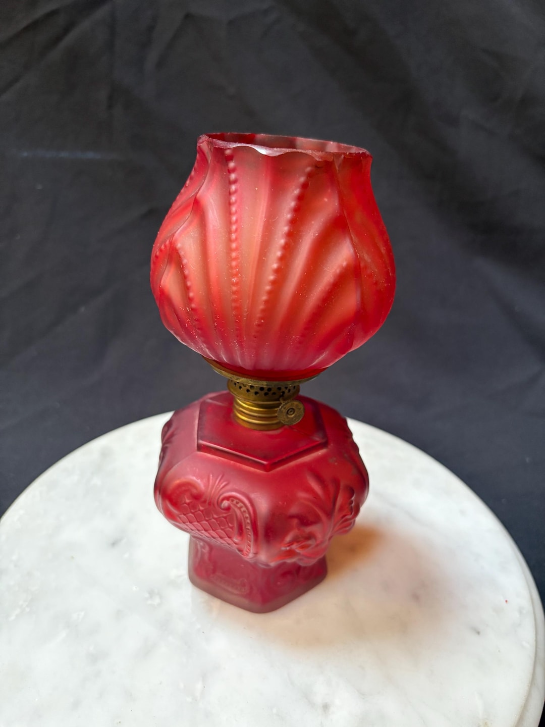 Antique Oil Lamp - Red Satin Miniature Circa 1880 Lion's Head Tulip ...