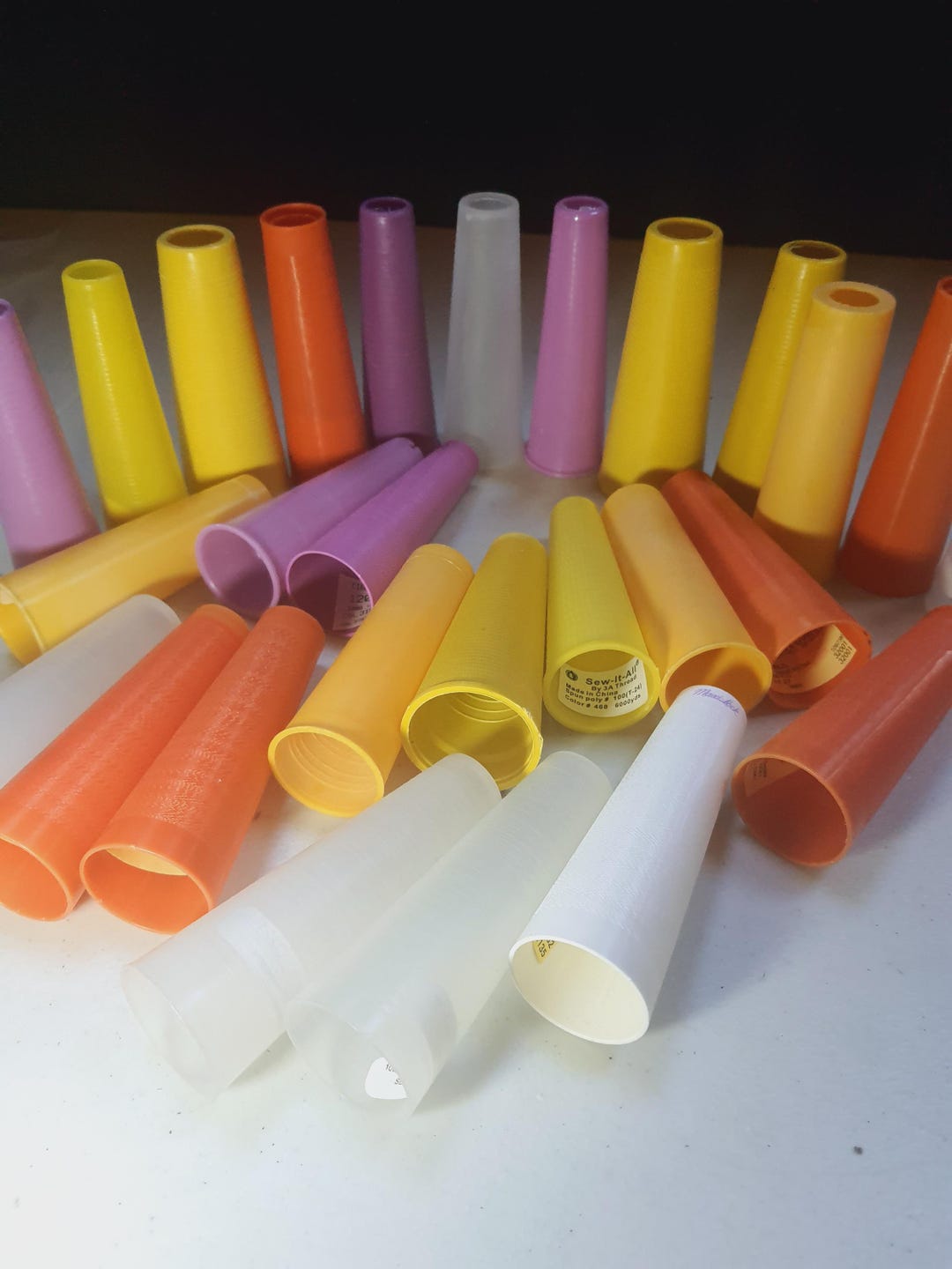 27 Vintage Thread Spools, Plastic Cones, Empty Yarn Cone, Art Crafts ...