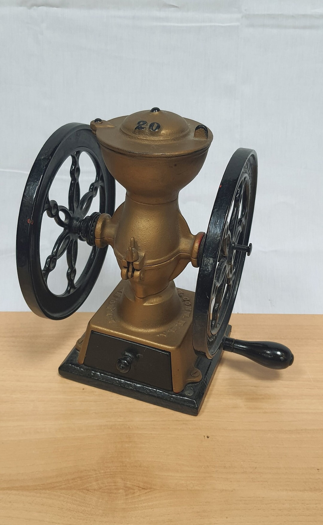 Antique Landers Frary & Clark #20 Cast Iron Coffee Grinder Mill, 2 ...