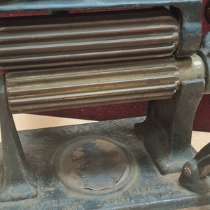Antique 1877 Original Knox Cast Iron Fluting Machine Crimper Clothing ...