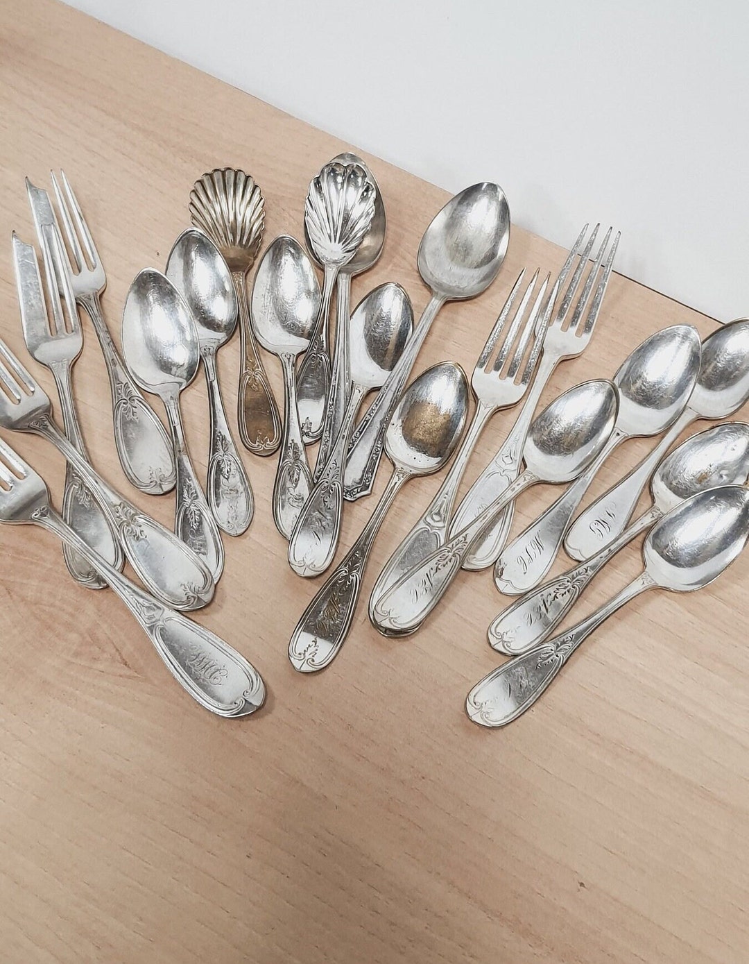 Mixed Lot Flatware Set, Silverplate Flatware, Dinner Forks, Table Spoon ...