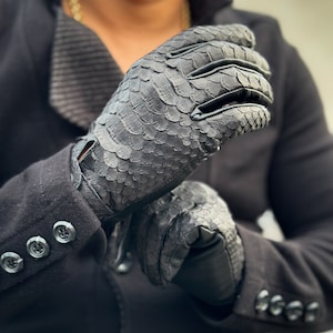Python Driving Gloves, Luxury Leather Unisex Gloves, Driving Gloves. - Etsy