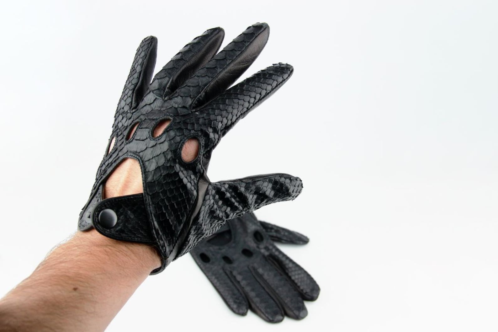 LIMITED Python Driving Gloves GIFT, Luxury Leather Unisex Gloves ...