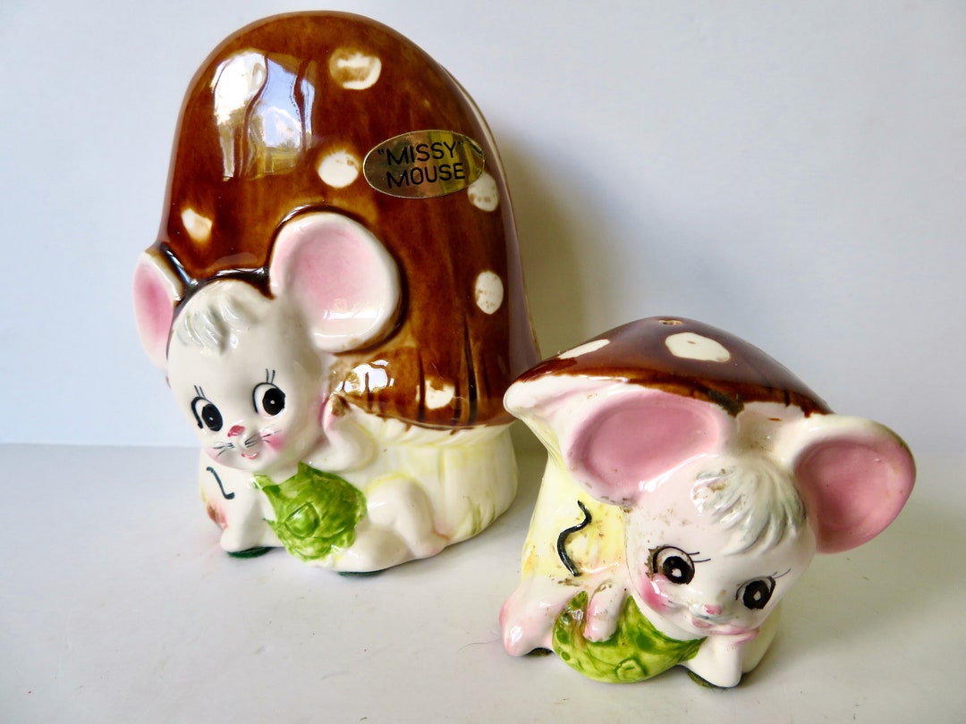 Vintage Enesco Missy Mouse Napkin Holder and Shaker Set – 60s Mushroom ...