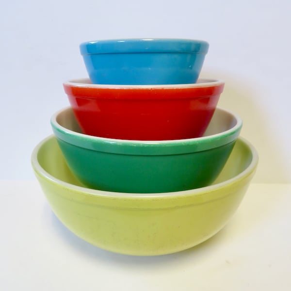 Pyrex Vintage Mixing Bowls - Etsy
