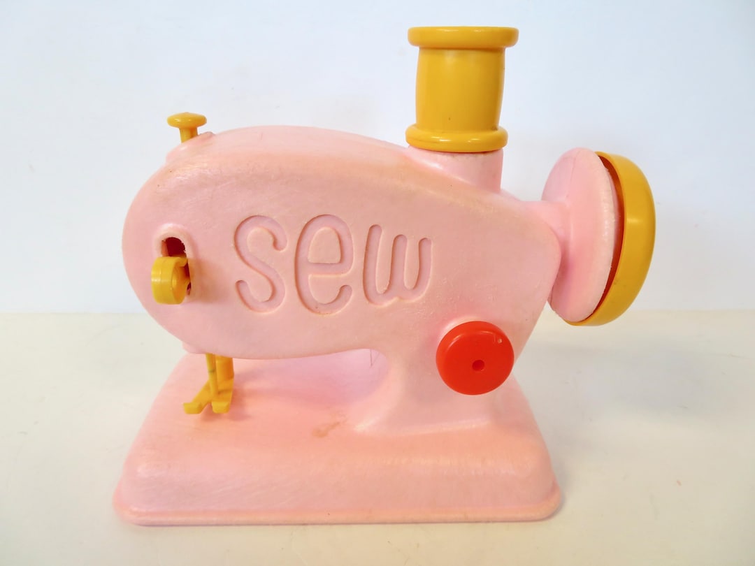 Vintage 70s 1972 Mattel Tuff Stuff Pink Plastic Toy Sewing Machine ...