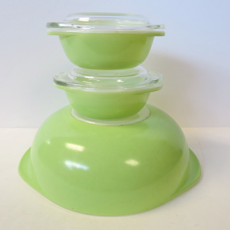 Vintage Pyrex Bowls - Etsy