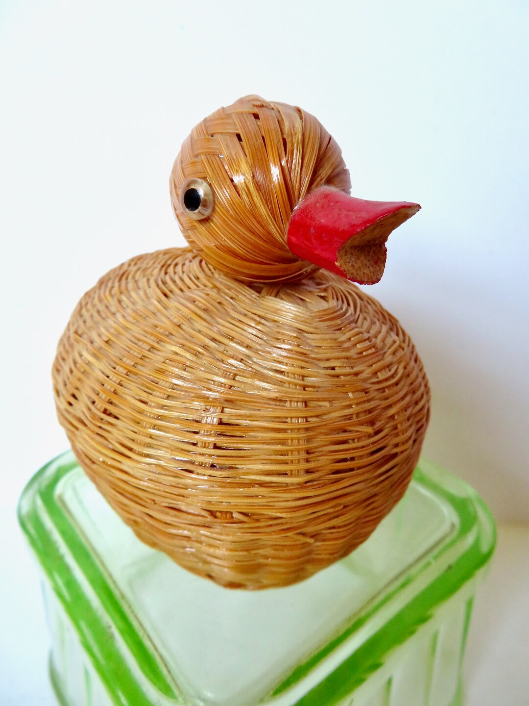 Vintage Adorable Small Lidded Duck Wicker Basket - Miniature Container ...