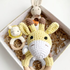 Baby Rattle Newborn, Wooden Crochet Toy Ring, Baby Gift, Knitted Rattle ...