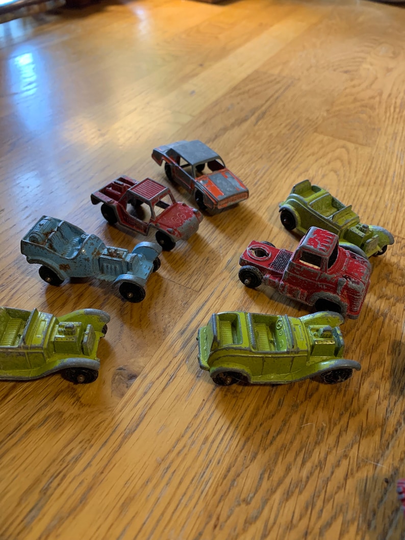 Lot of 11 Antique Tootsietoy Cars *** All Complete and Functional ...