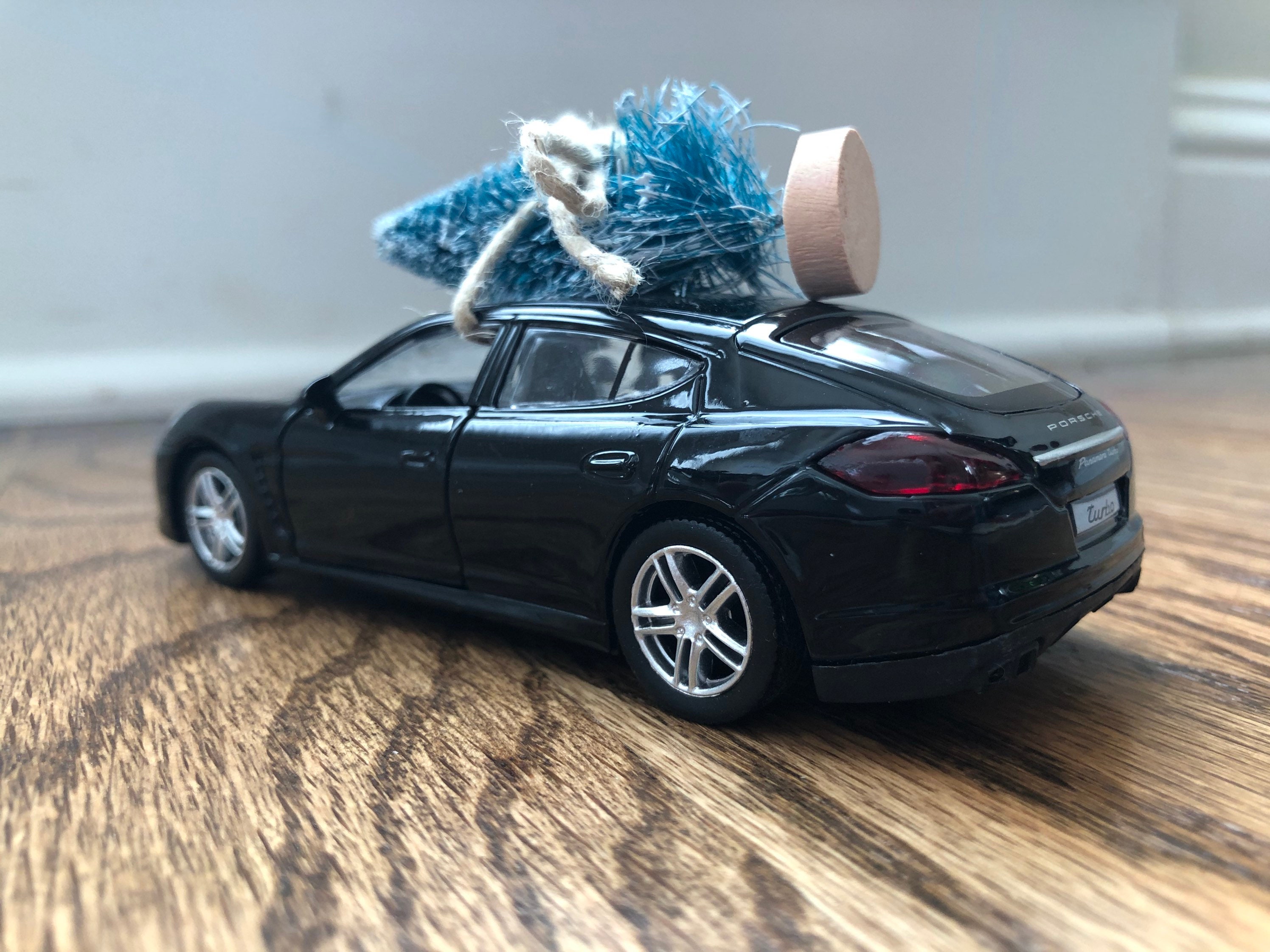 Porsche Panamera Turbo With Christmas Tree, Porsche Christmas, Porsche ...