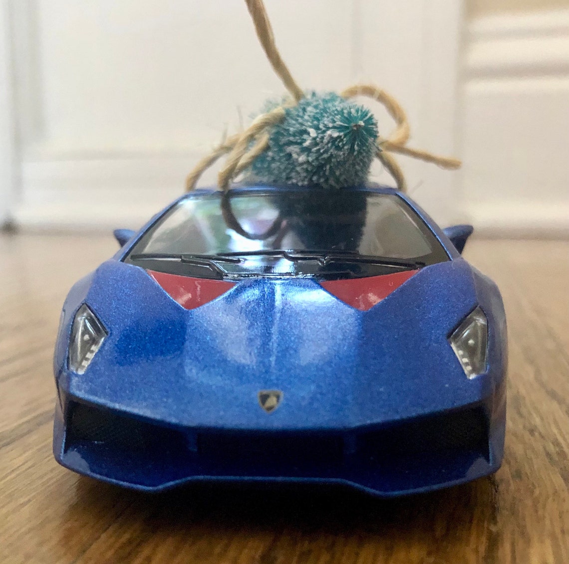 Lamborghini Sesto Elemento With Christmas Tree, Lamborghini Christmas ...