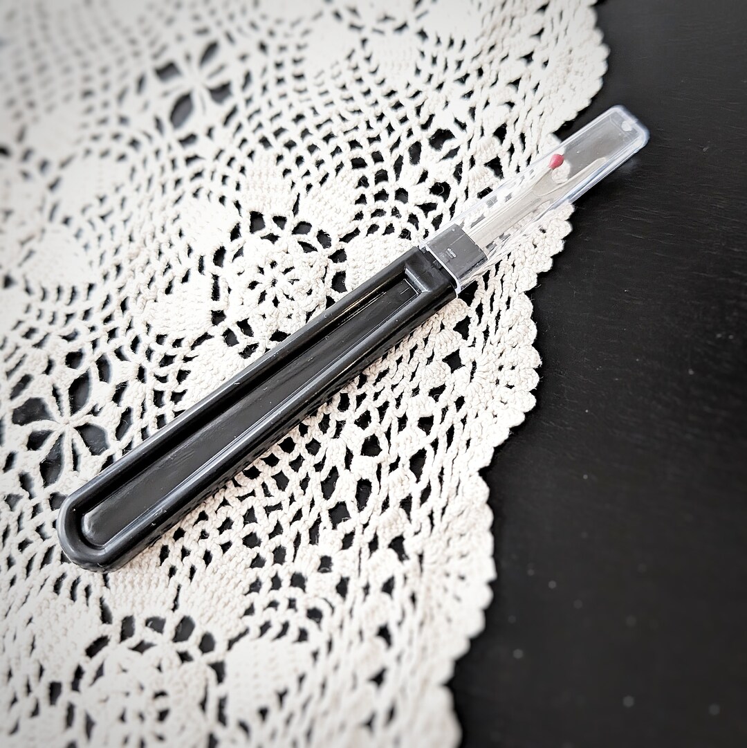 Large Black Seam Ripper Quick Unpicker for Sewing With Safety Cap 14cm ...