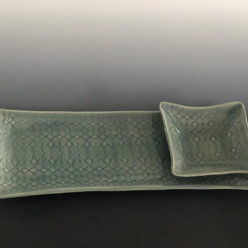 Handmade Pottery Tray - Etsy