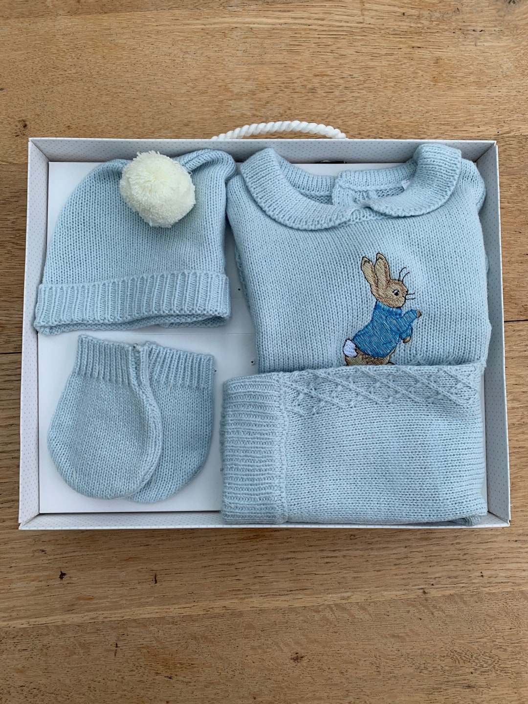 Peter Rabbit Embroidered baby 4 Pcs Knitted Deluxe Box Set in Sky Blue ...