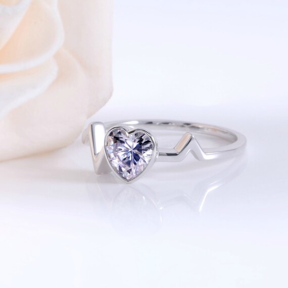 Heartbeat Ring Classic Style Heart Cut Ring Single Diamond - Etsy