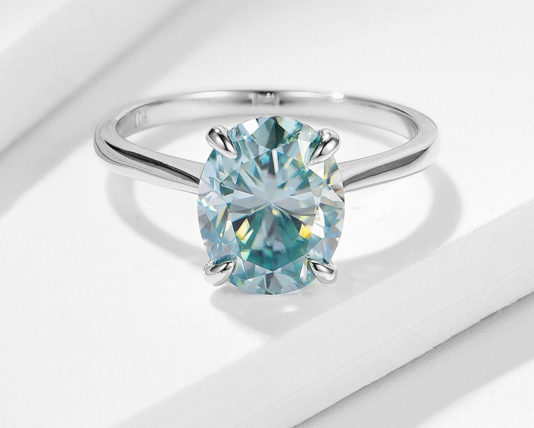 Classic Style Oval Cut Blue Color, Solitaire Moissanite Single Diamond ...