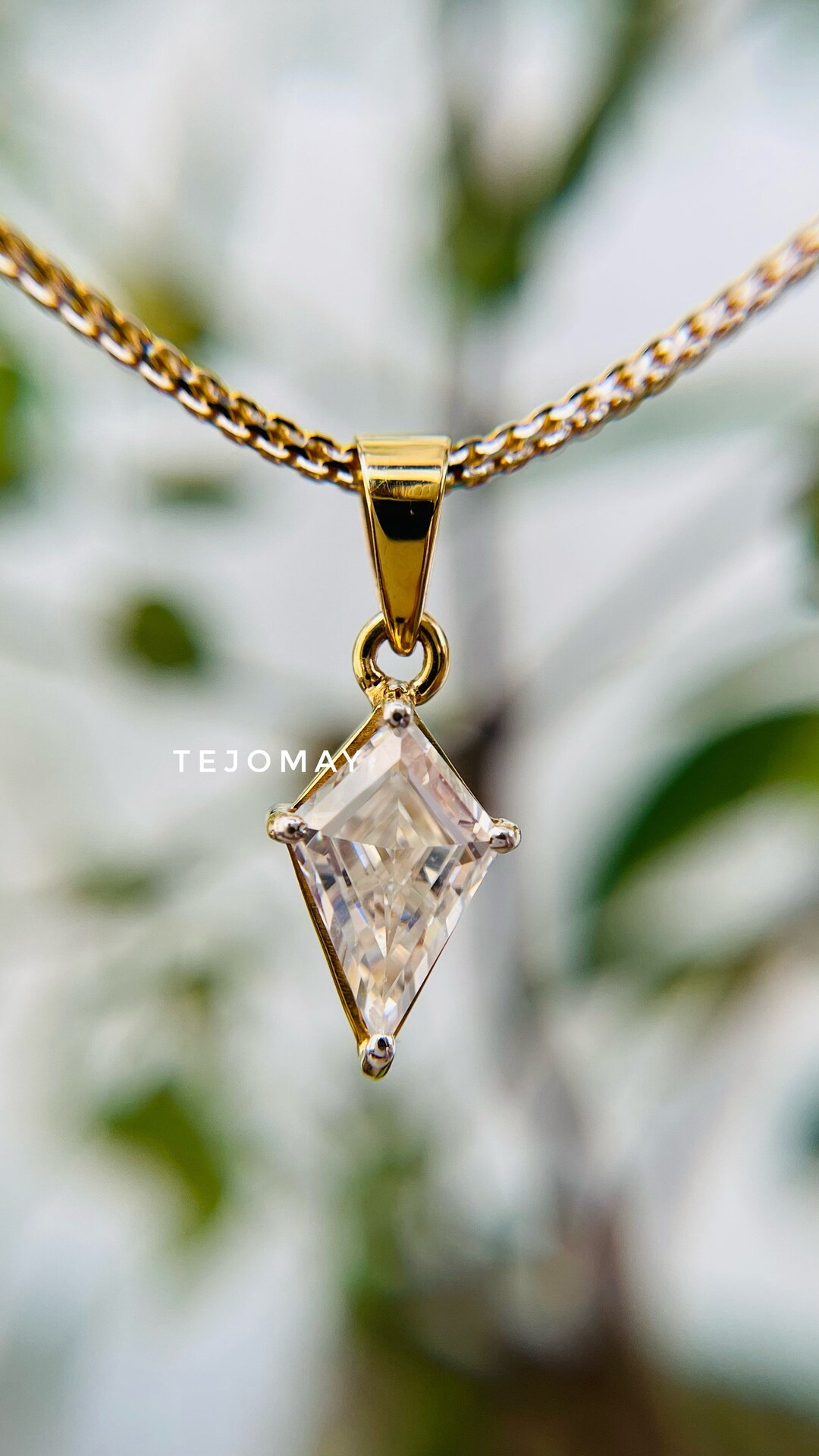 2.20 CT Kite Shape Colorless Moissanite Pendant, Silver, 10K, 14K, 18K ...