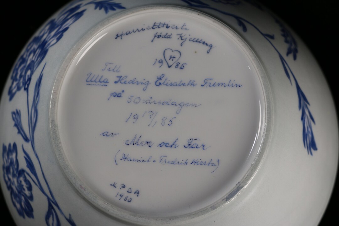 Center Piece Bowl - Descriptive Signature - Etsy