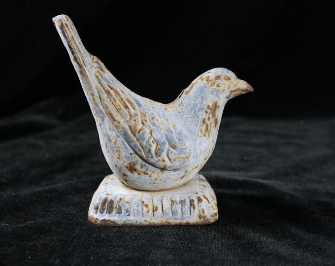 Vintage Cast Iron Bird Wren Figurine - Etsy