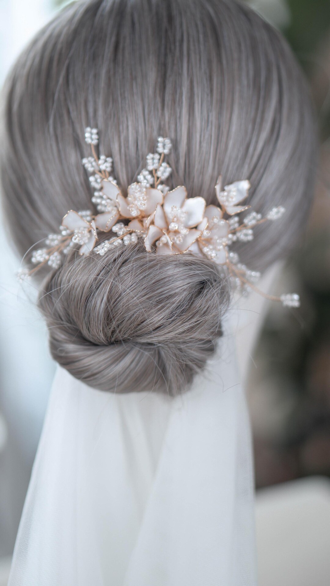 Ethereal Floral Bridal Hair Comb – Ivory Petal Wedding Hairpiece With ...