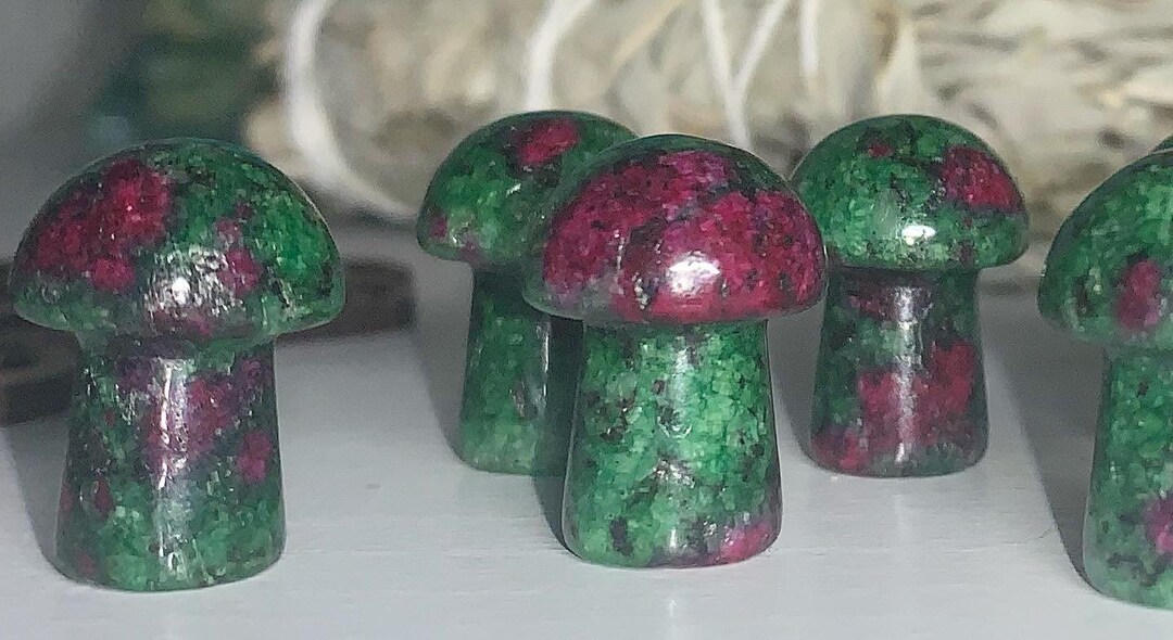 Ruby Zoisite Mushrooms• Anyolite • - Etsy