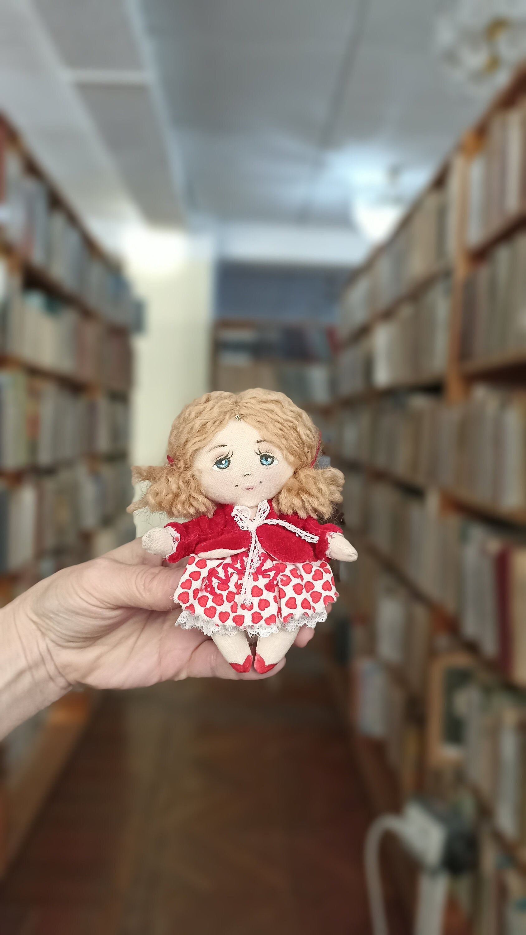 Dollmaking. Miniature Dolls DIY Dolls. Pattern of a Soft Fabric Doll ...