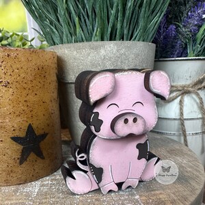 Charming Hand-painted Farmhouse Pig Decor - A Perfect Tiered Tray ...