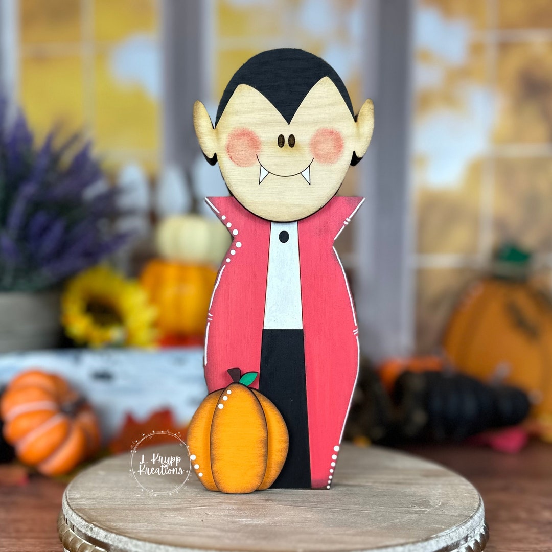 Vampire Farmhouse Halloween Décor Spooky Rustic Vibes - Etsy Canada