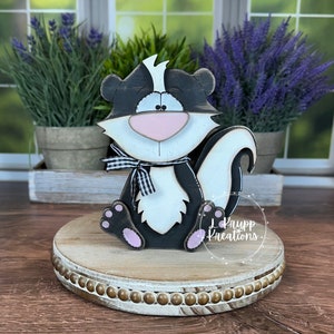 Whimsical Skunk Figurine: Hand-painted Woodland Decor Accent - Etsy