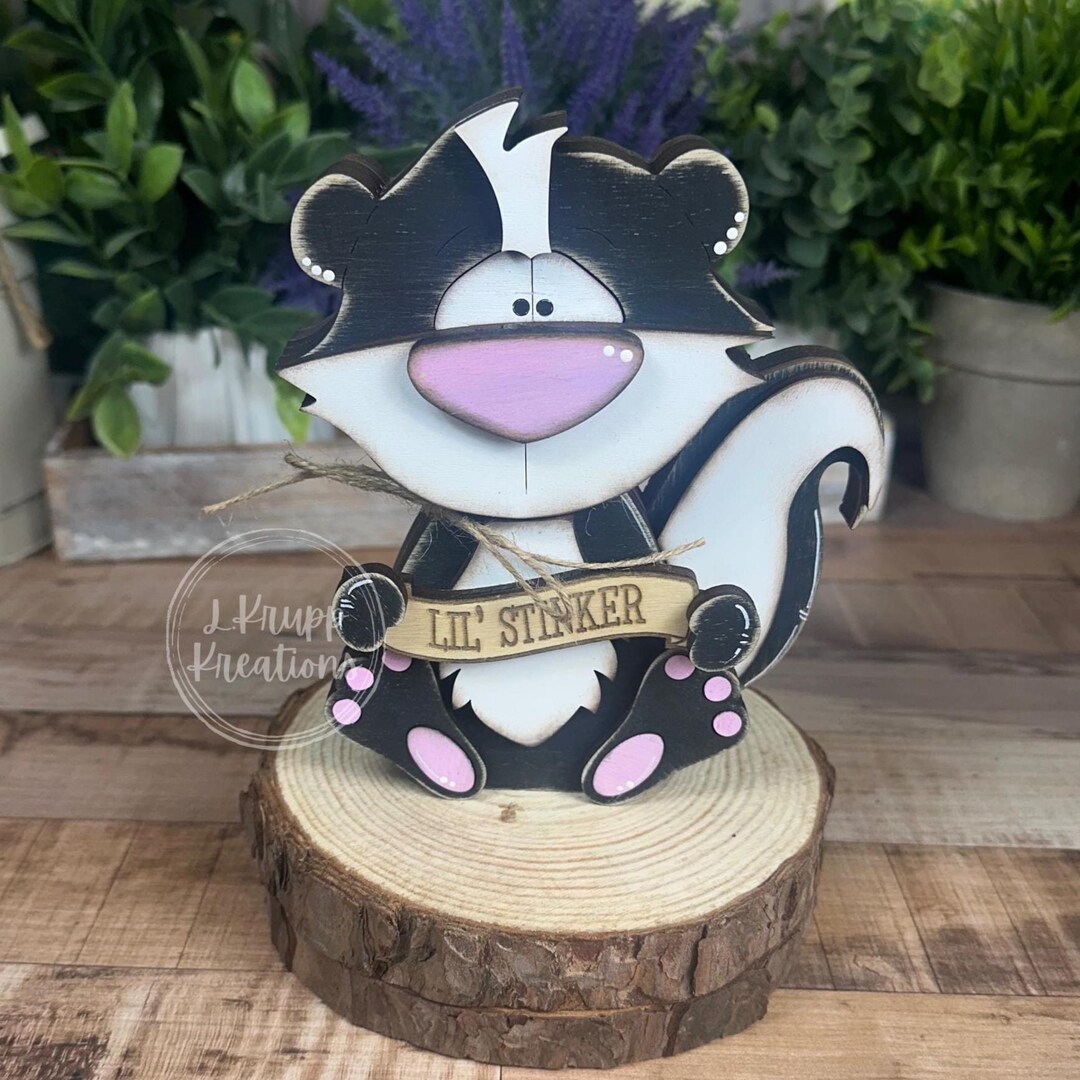 Whimsical Skunk Figurine: Hand-painted Woodland Decor Accent - Etsy