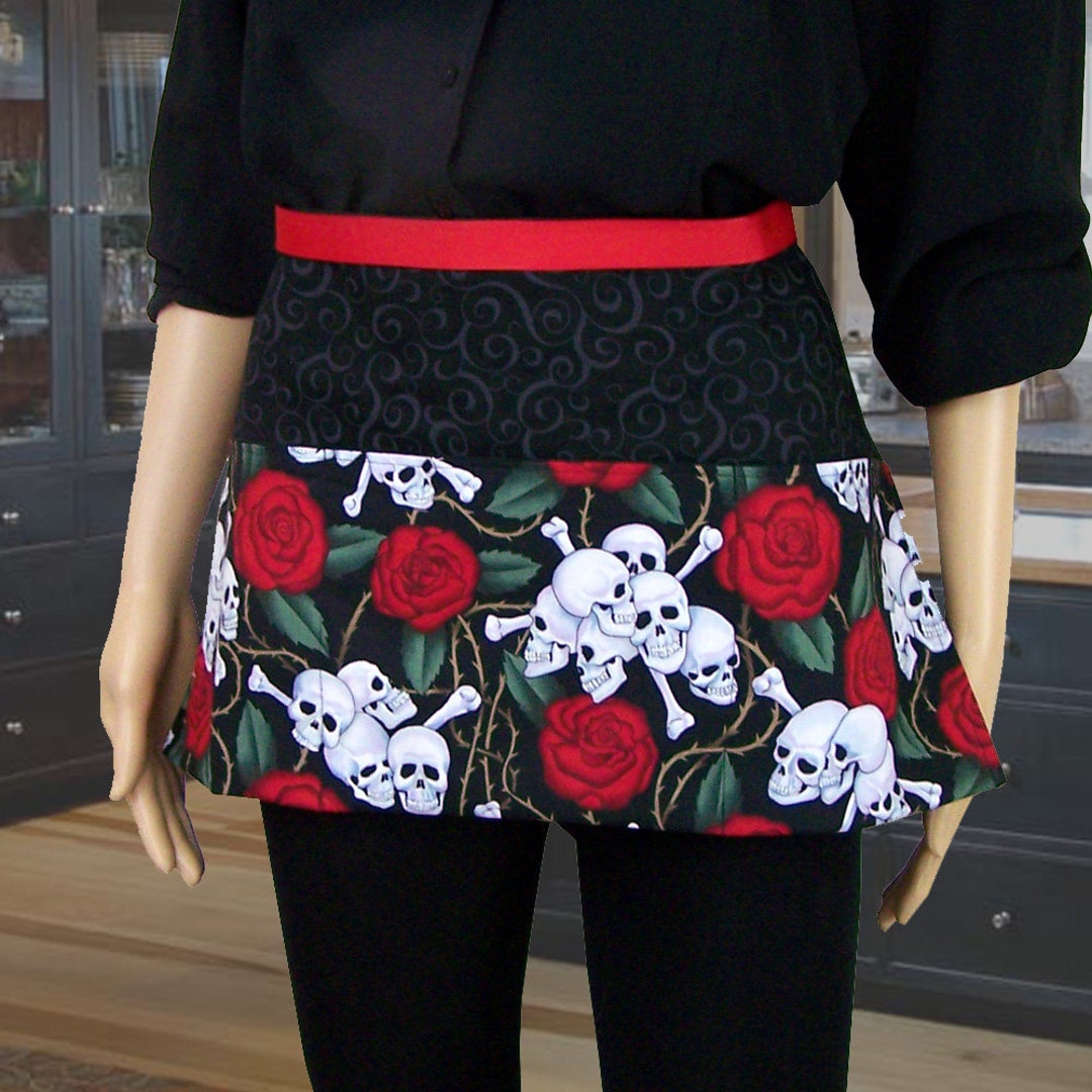 Skull and Roses Craft Vendor Waiter Server Pocket Apron Goth Halloween ...