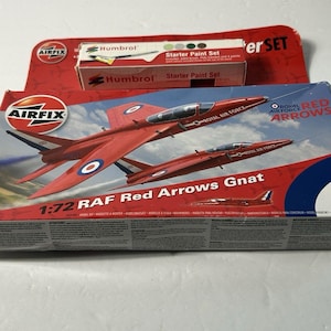 RAF Red Arrows Gnat Airfix Model Starter Set Royal Air Force Paint NEW ...