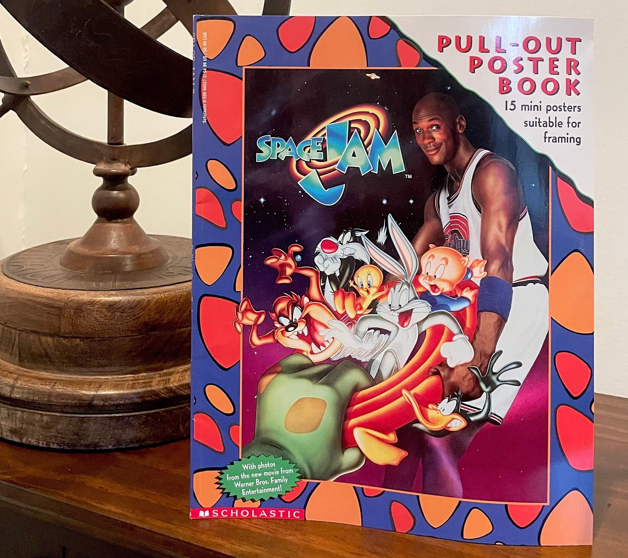 SPACE JAM Pull-out Poster Book Michael Jordan Basketball Bugs Bunny ...