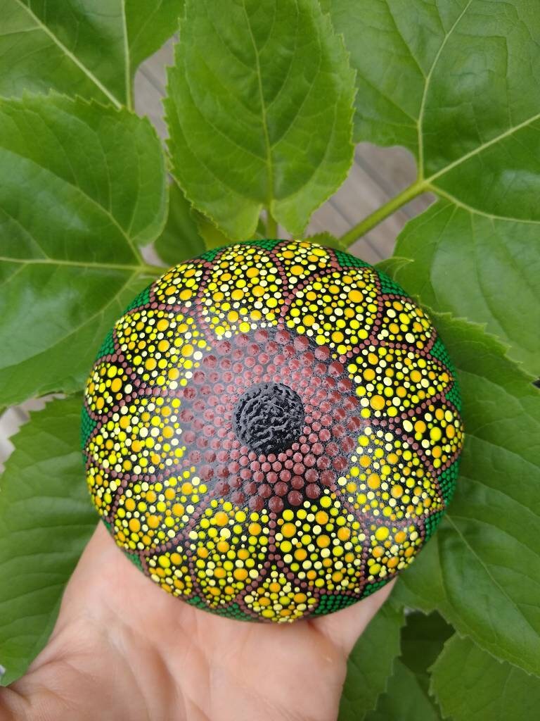 Sunflower Painted Rock - Etsy
