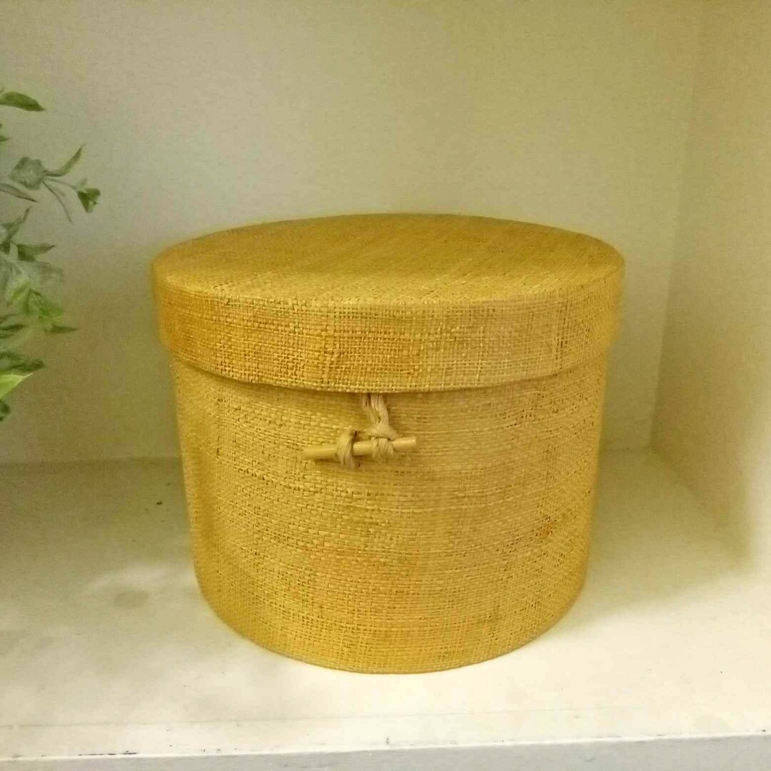 Vintage Round Box With Lid, Yellow Burlap Round Trinket Box, Hand ...